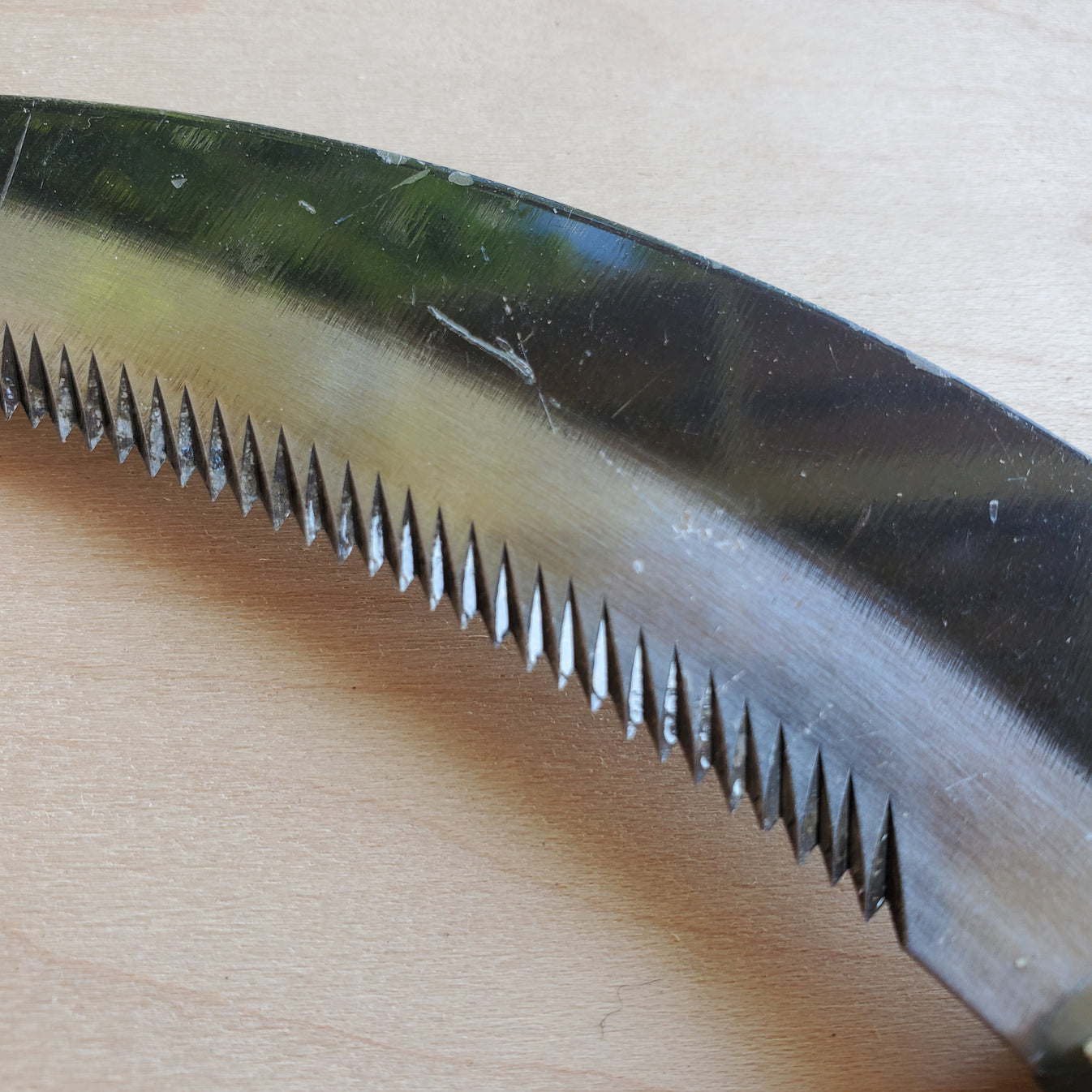 Saw Tooth Sickle – Uptown Cutlery
